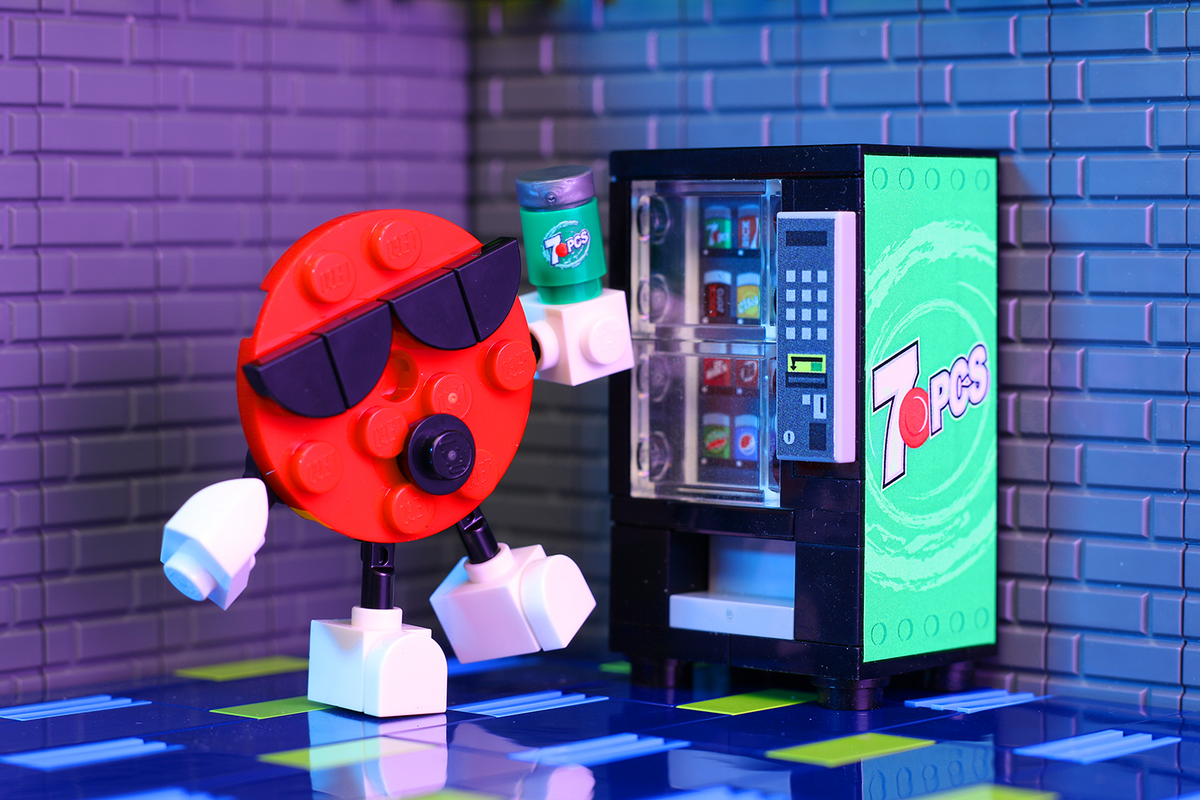 Custom 7 Pieces Soda Vending Machine made using LEGO parts - B3 Custom ...